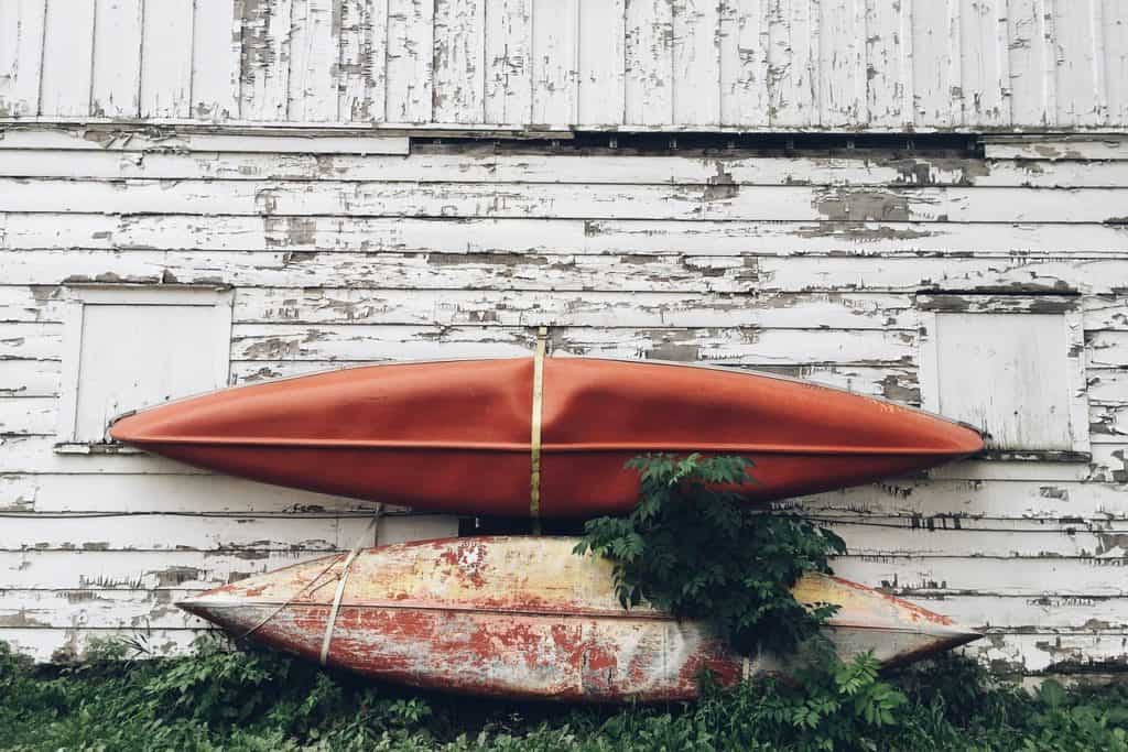 How To Paint A Canoe? - Kayak Help