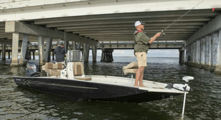 7 Best Low-Draft Boats For Shallow Water (With Photos) - Kayak Help