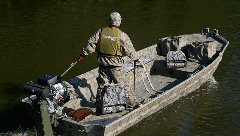 7 Best Low-Draft Boats For Shallow Water (With Photos) - Kayak Help